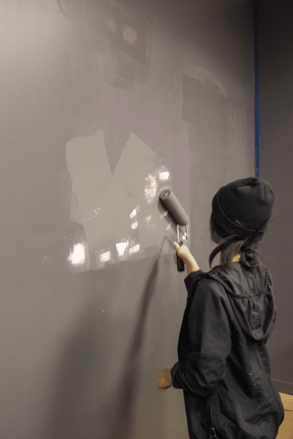 How To Fill Small Holes In Your Wall | Get Inspired | DIY – Nix Sensor Ltd